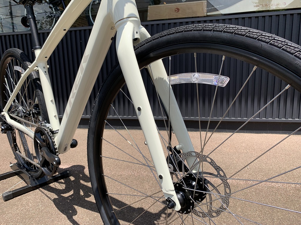 2026年モデル TREK FX1 エントリークロスバイク 新色＆値下げとなって登場！ | オンザロード